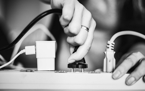 Inverters: Working, Different Types, Circuit Working and Its Applications