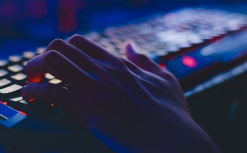 Automata Theory : Deterministic, Non Deterministic Finite Automata